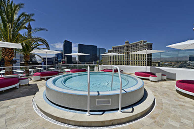 Drai's Beach Club Bottle Service Pricing, Menu & VIP Reservations